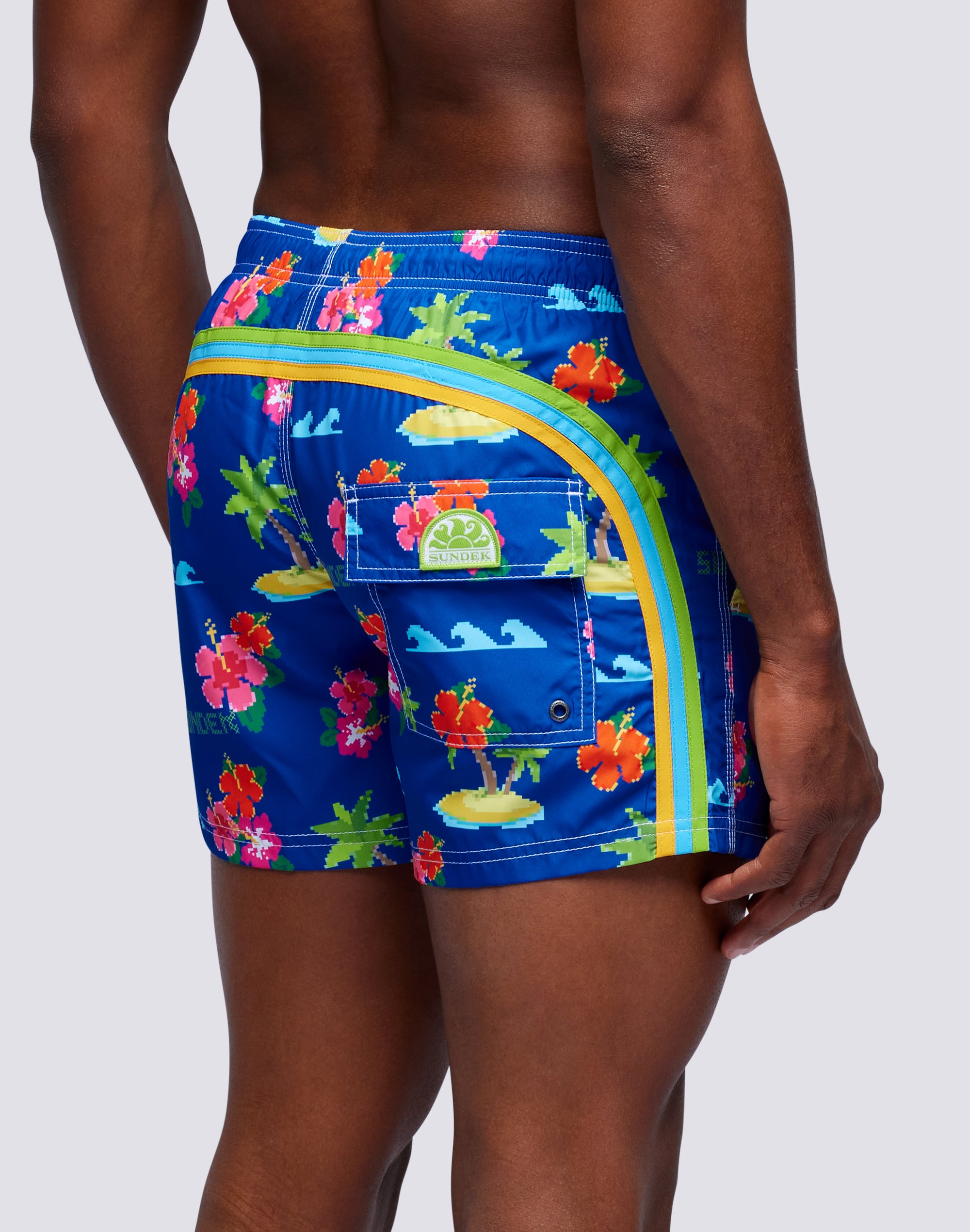 Men's Swimwear: Shorts & Swim Briefs – SUNDEK